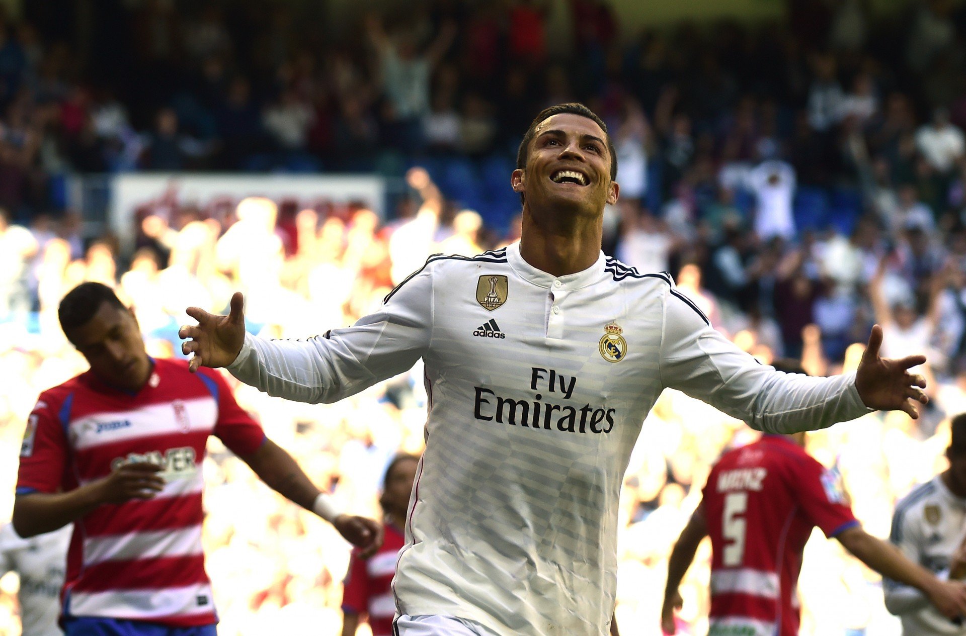 CR7 faz 5 e Real Madrid vence Granada de goleada - CR7 faz 5 e Real ...