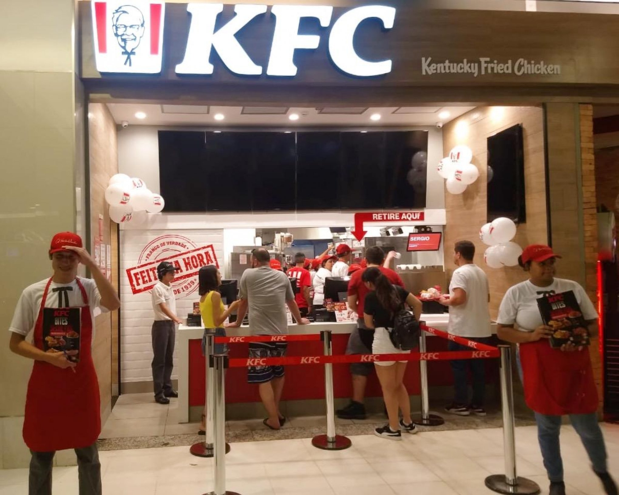 Kentucky Fried Chicken inaugura sua primeira loja no RS no Canoas ...