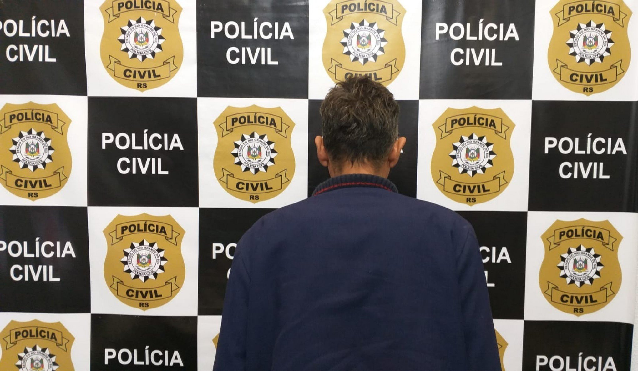 Homem é Preso Tentando Abrir Conta Em Banco Com Documentos Falsos Em