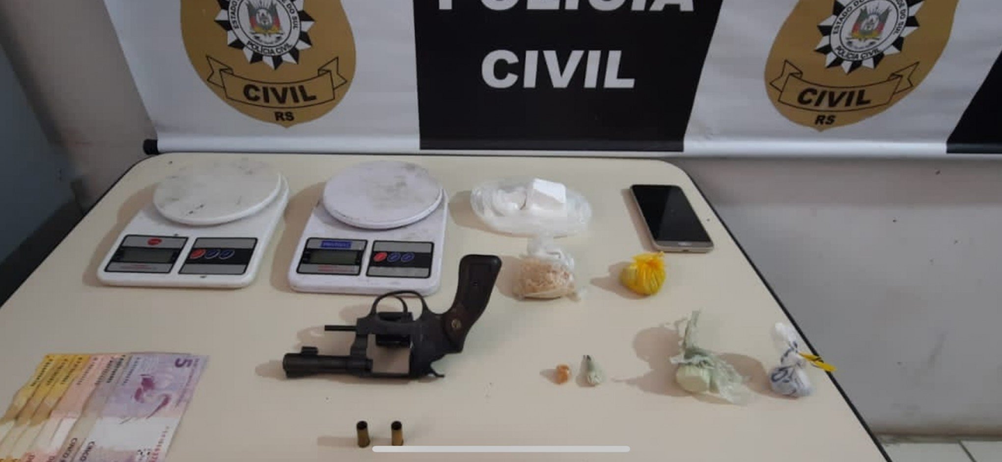Polícia Civil Prende Homem Por Tráfico De Drogas E Posse Irregular De