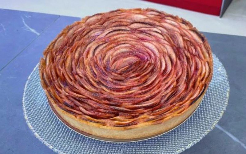 RECEITA DA ANA MARIA BRAGA: Saiba como fazer a Torta de maçã preparada ...