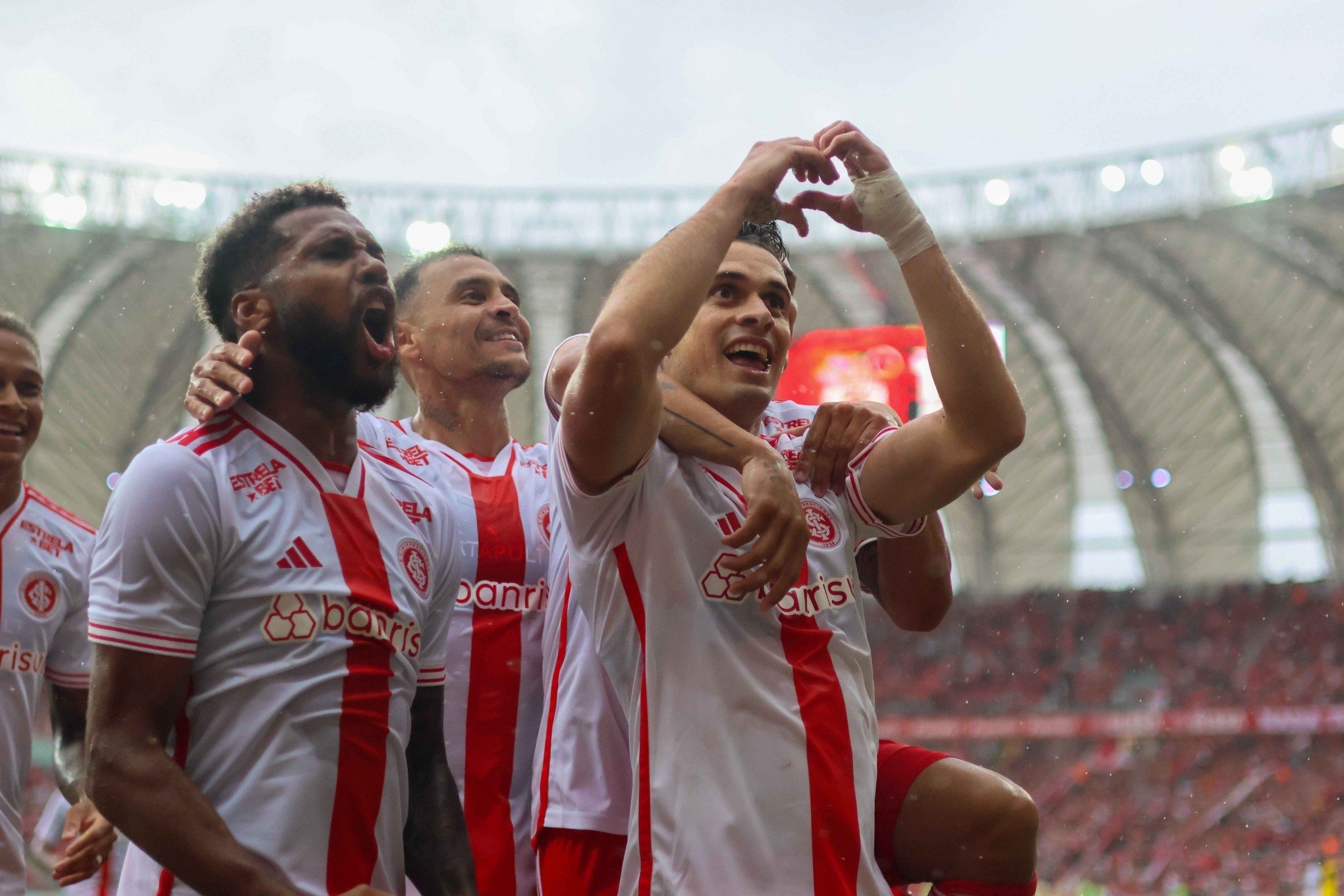 Borré faz dois e Inter vence o Juventude no Beira-Rio