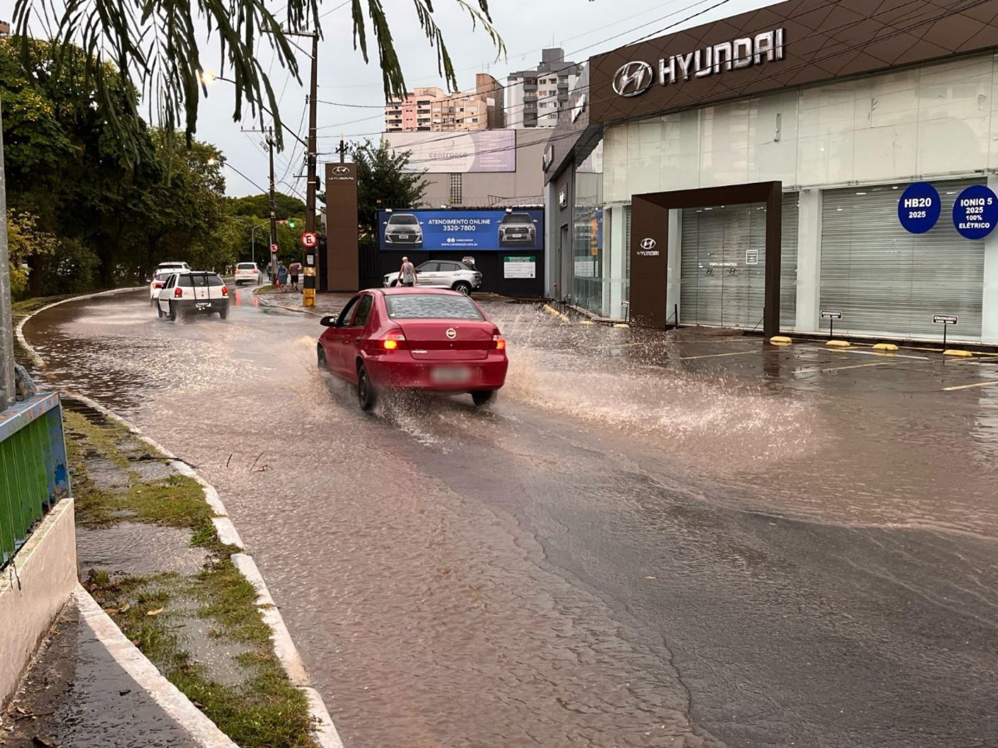 TEMPESTADE NO RS: Domingo será de chuva no RS, com risco de vendavais e ...