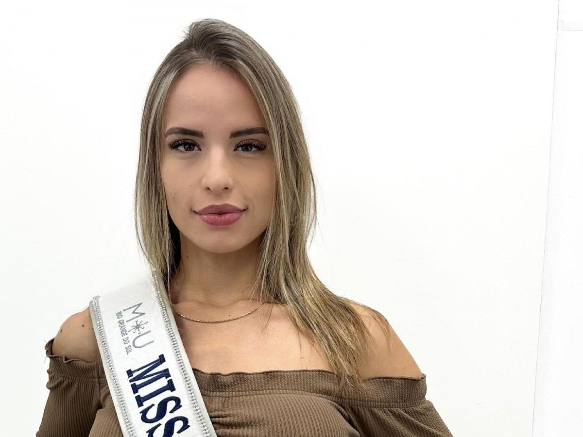 MISS UNIVERSE RS: Dentista representará Canoas na etapa estadual do concurso de beleza | abc+