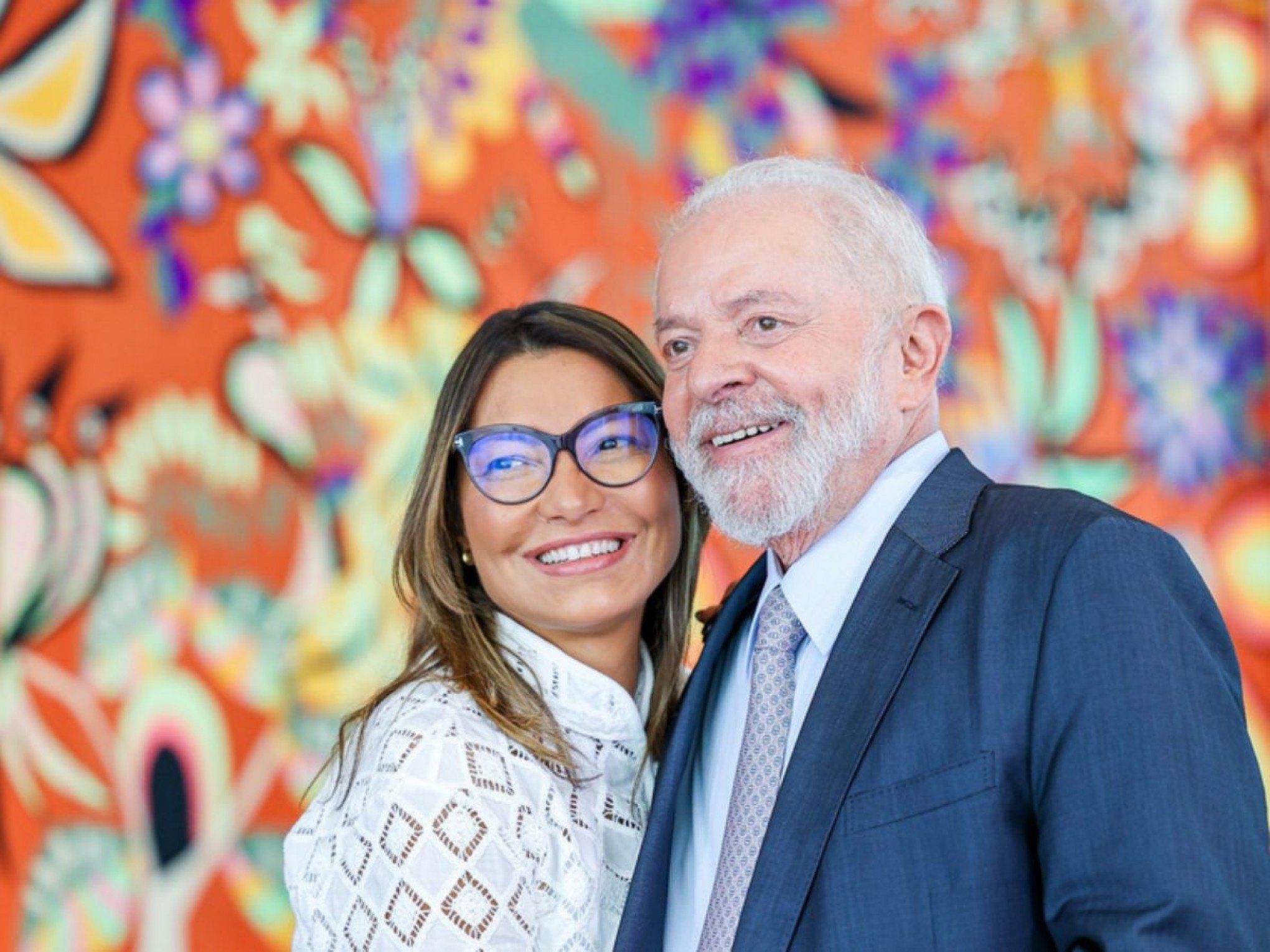 50% dos eleitores que sabem quem é Janja desaprovam participação dela ...