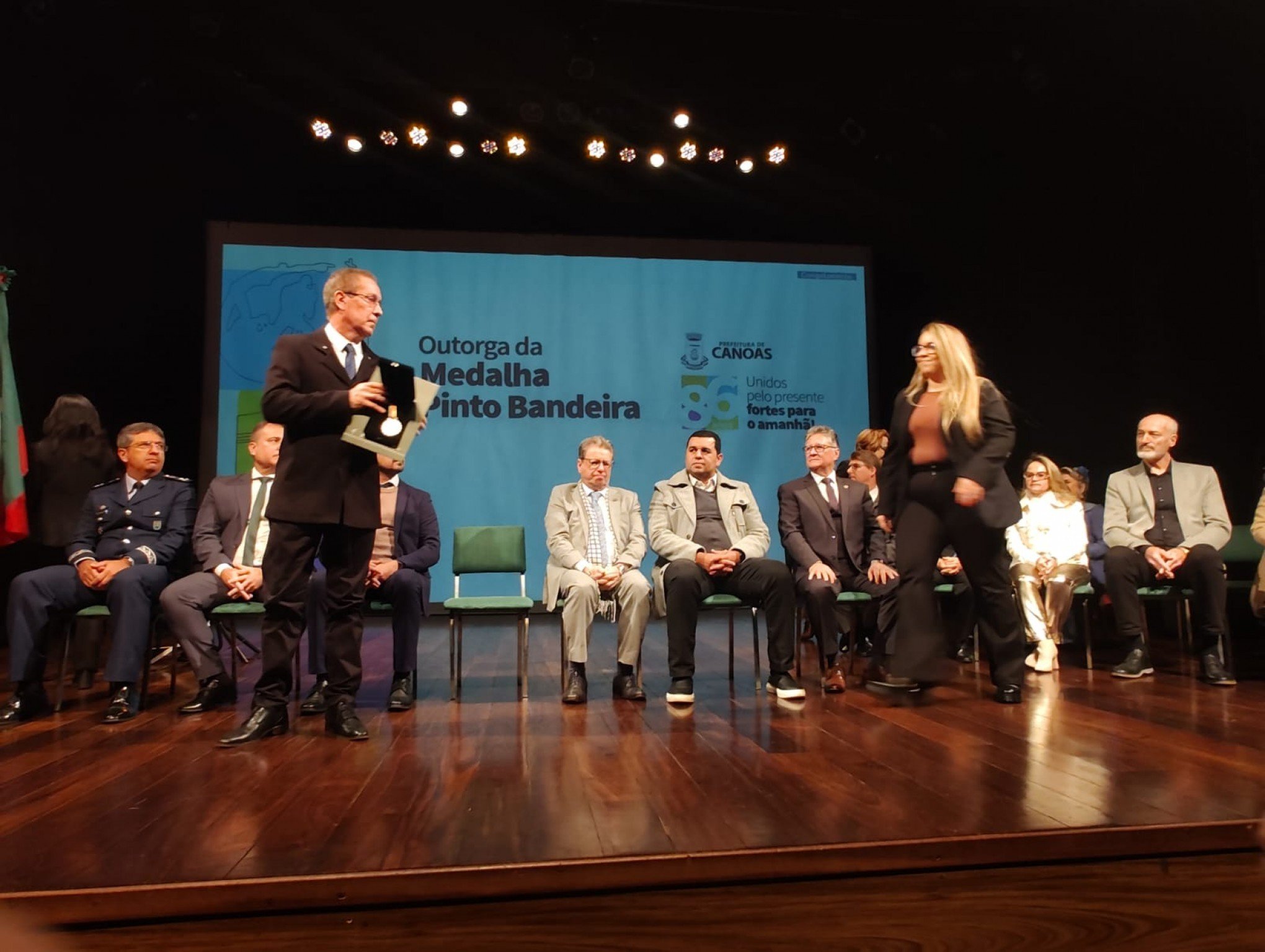 Medalha Pinto Bandeira é entregue em Canoas | abc+