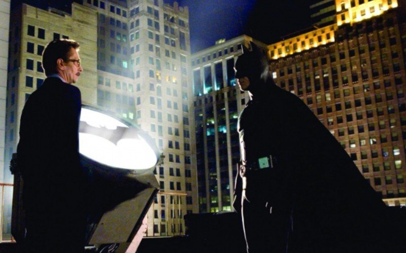 20 anos de Batman Begins: O que aconteceu com o elenco e por que filme se tornou uma pedra no ...