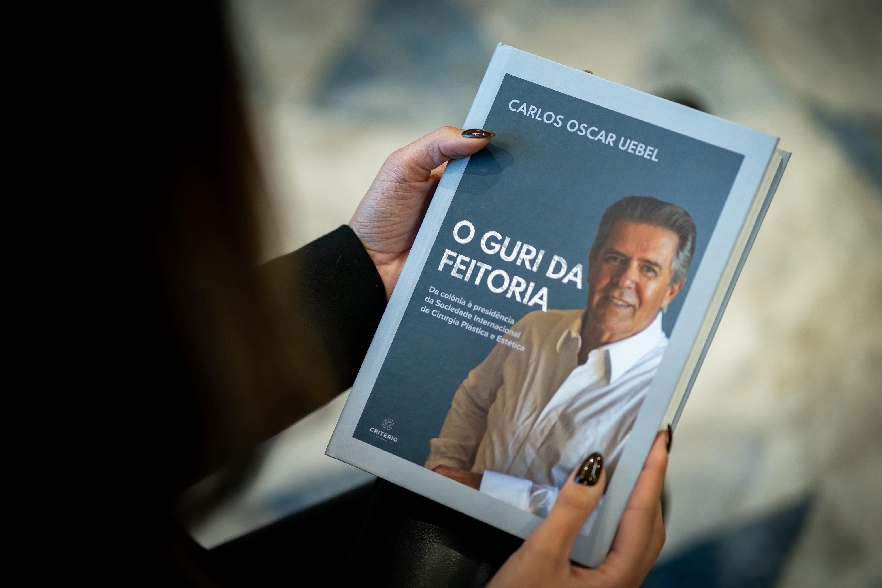 O Guri da Feitoria: cirurgião plástico Carlos Oscar Uebel lança ...