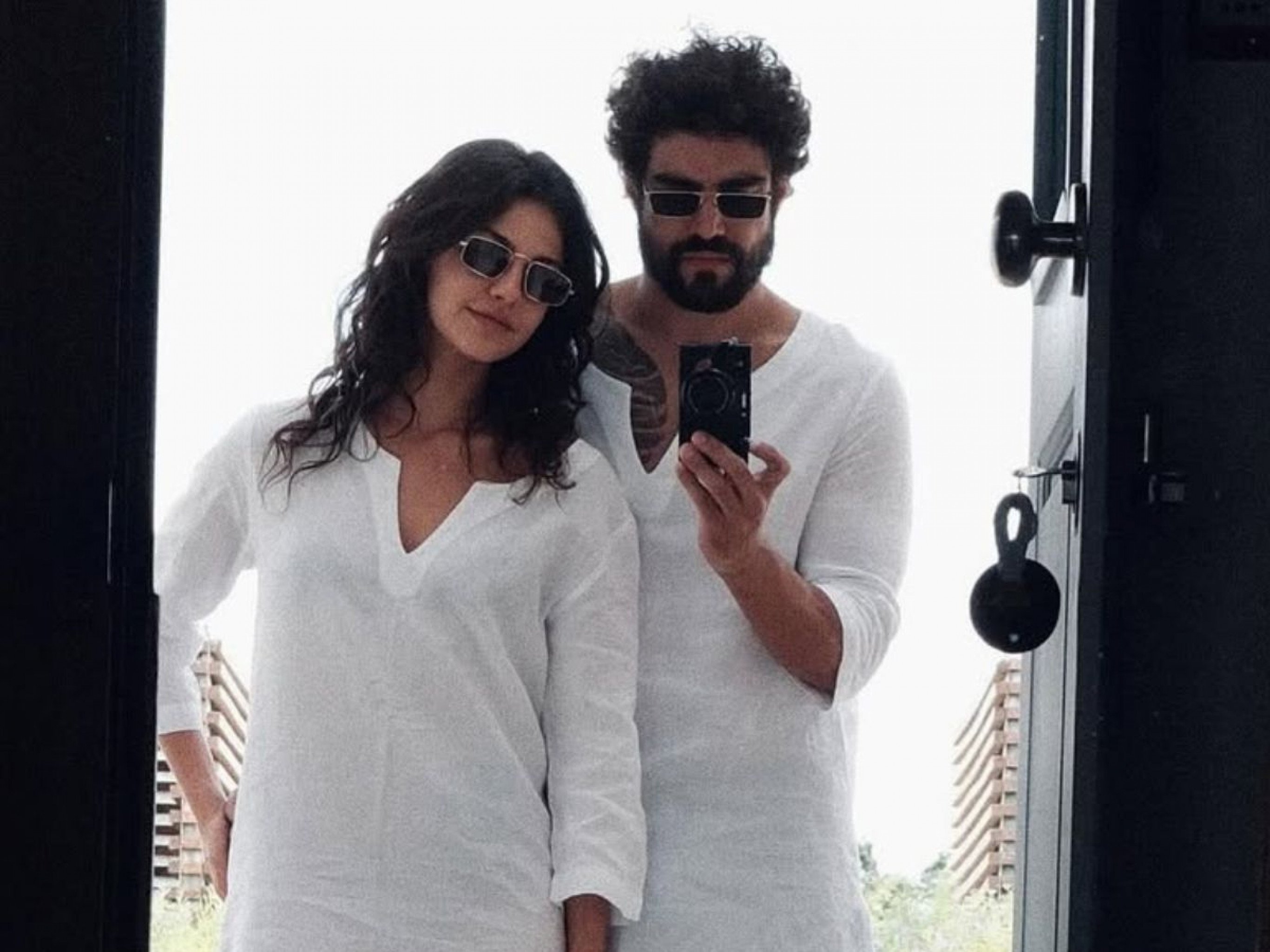 Relacionamento de Caio Castro com atriz 13 anos mais nova reacende ...