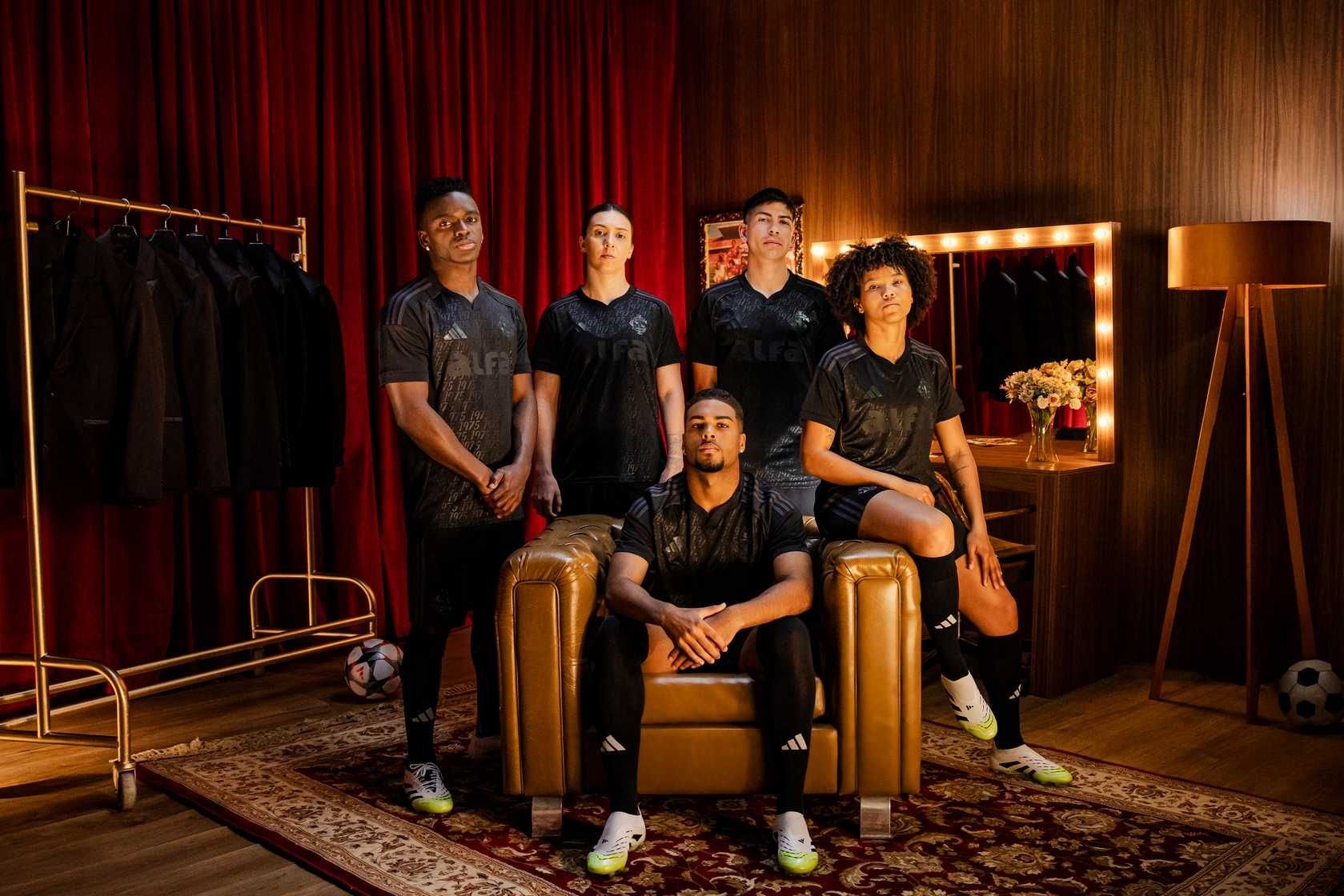 Inter lança uniforme em homenagem aos 50 anos do primeiro título ...