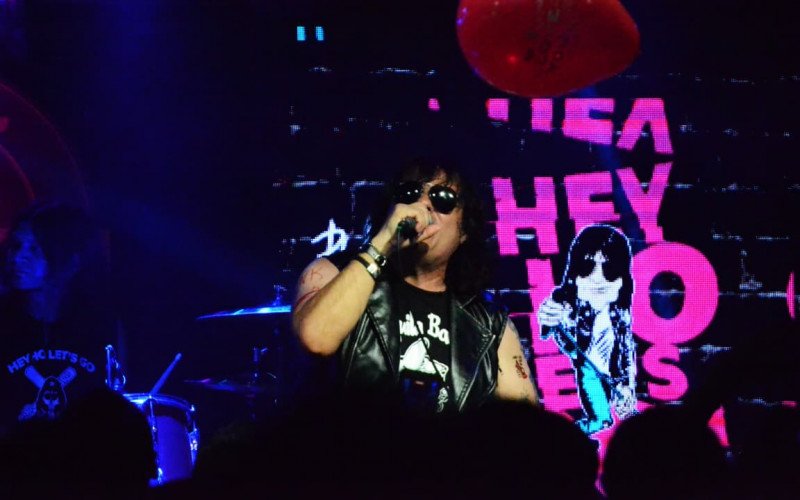Duda Calvin comemora 30 anos de Tequila Baby com show em Novo Hamburgo ...