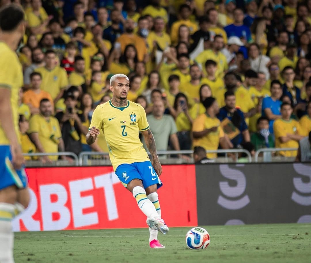 Lateral-direito da Seleção, Wesley é cortado da Copa Mundo após lesão ...