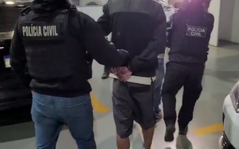 Cinco Pessoas São Presas Em Investigação Contra Quadrilha Especializada